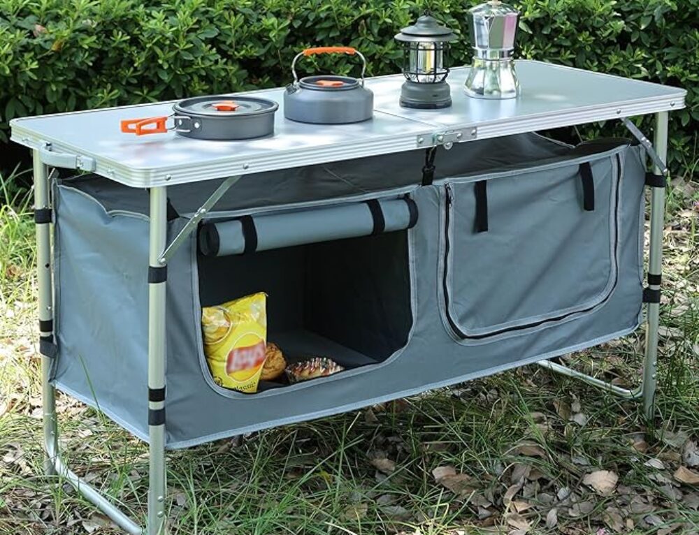 Exploring the Windy City by Kayak: A Guide to Kayak Rentals Chicago